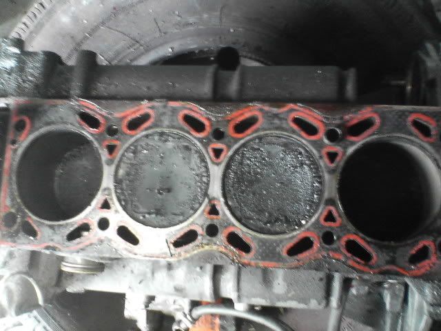 Engine carnage pics | SaabCentral Forums