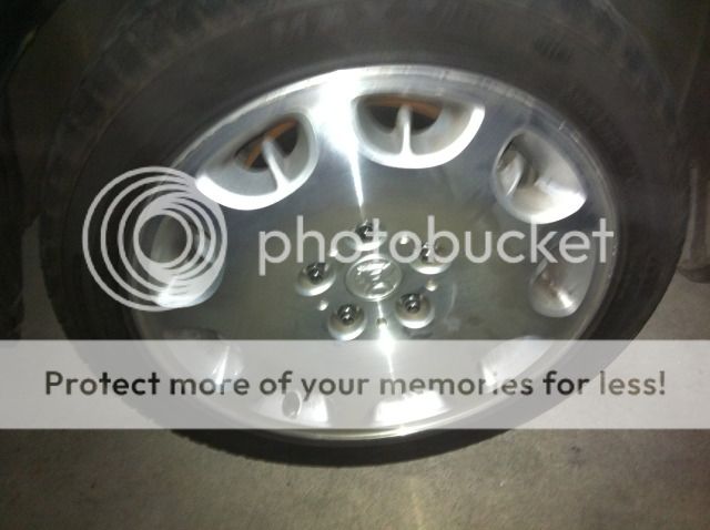 [VIC] - 17" vt calais international wheels | Just Commodores