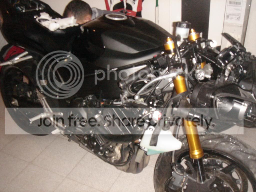 Project bike 2008 Yamaha R1 Raven | Yamaha R1 Forum: YZF-R1 Forums